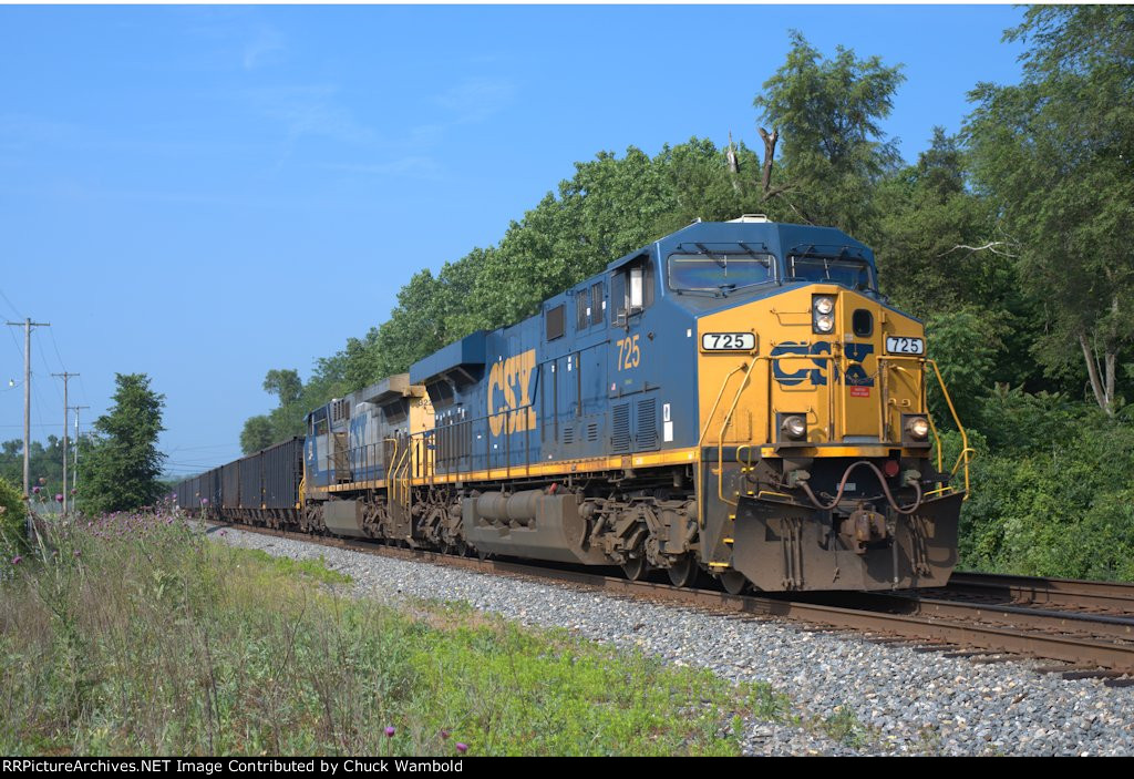CSX 725 Northbound K185